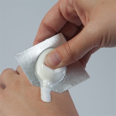 Ointment Blisters, Large, Clear